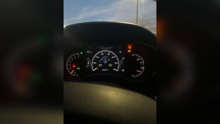 2015 Jeep Grand Cherokee Check Engine Light: Causes & Fixes
