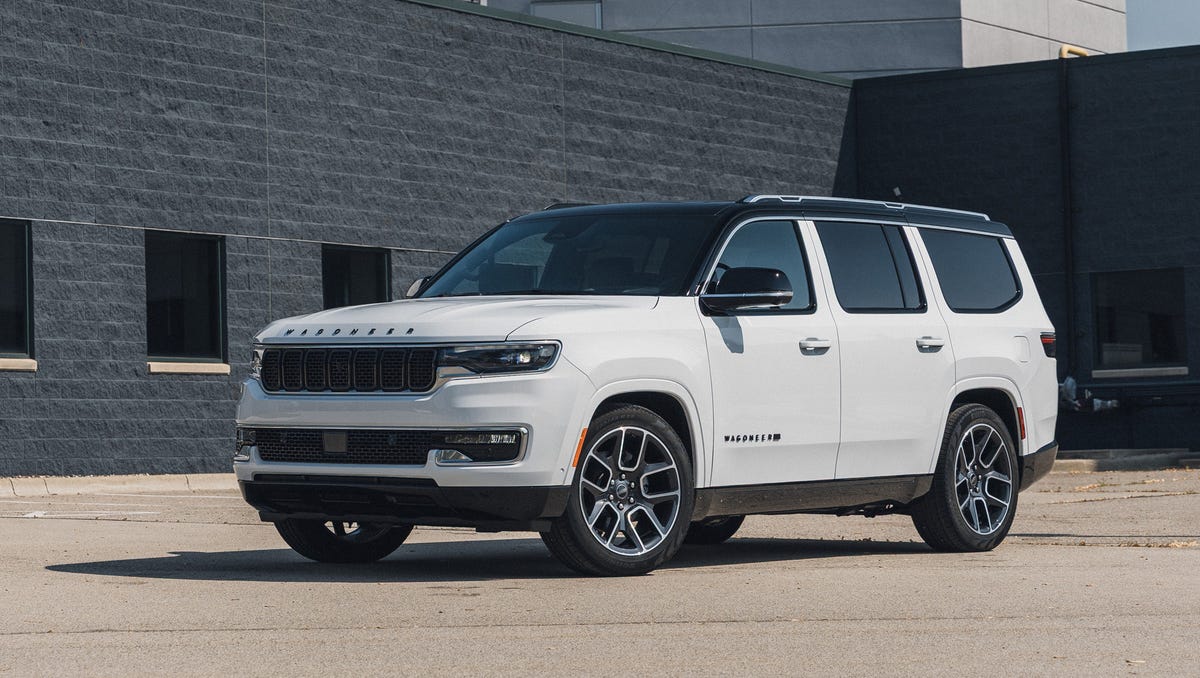 Who Makes Jeep Wagoneer? Discover the Manufacturer Today