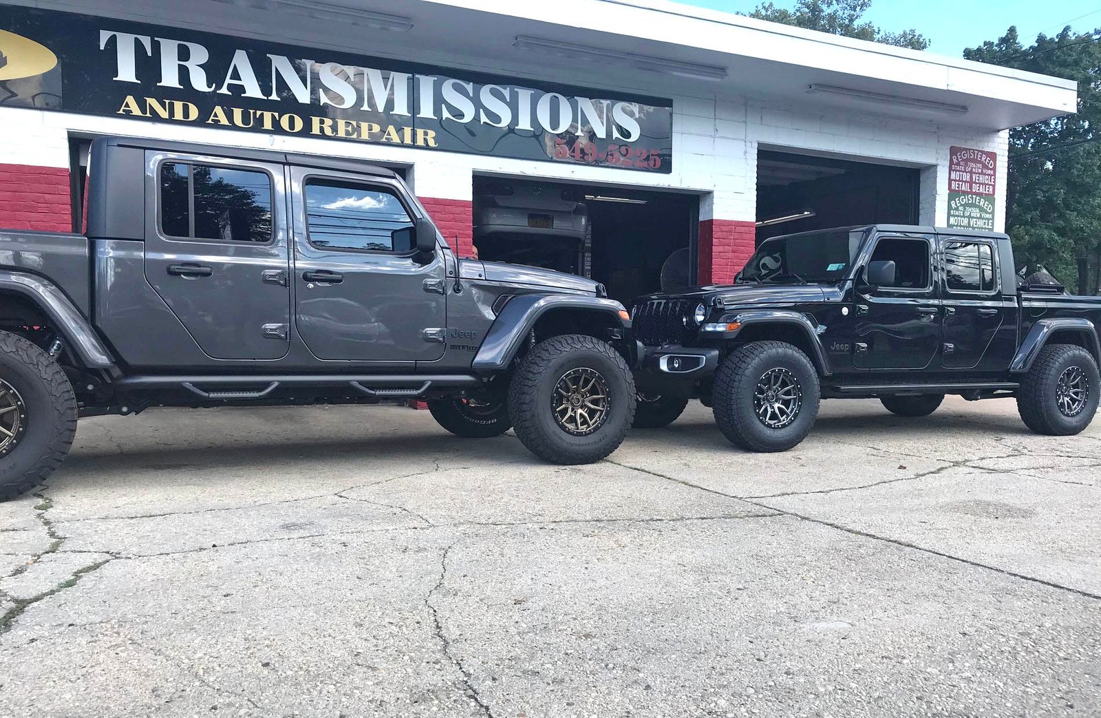 Jeep Gladiator 35S Vs 37S