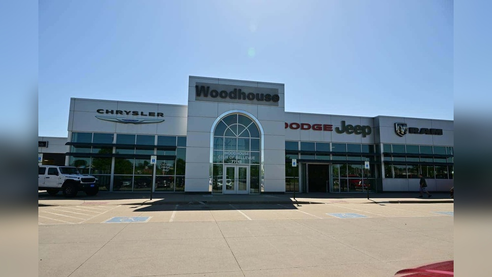Chrysler Dodge Jeep Ram Bellevue: Best Deals & Top Service