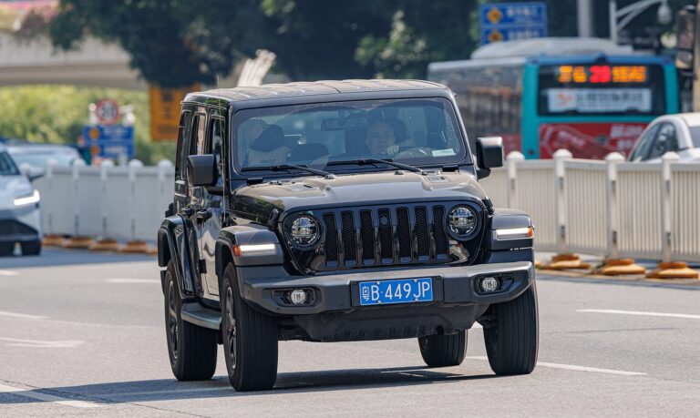 Do Jeep Wranglers Have Air Conditioning: Quick Owner Guide
