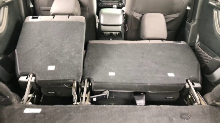 Do Rear Seats Fold Down In Jeep Wrangler