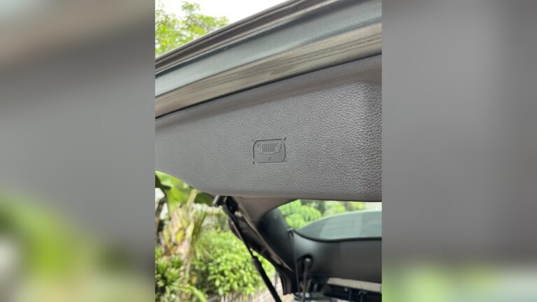 Does The 2016 Jeep Compass Have Easter Eggs