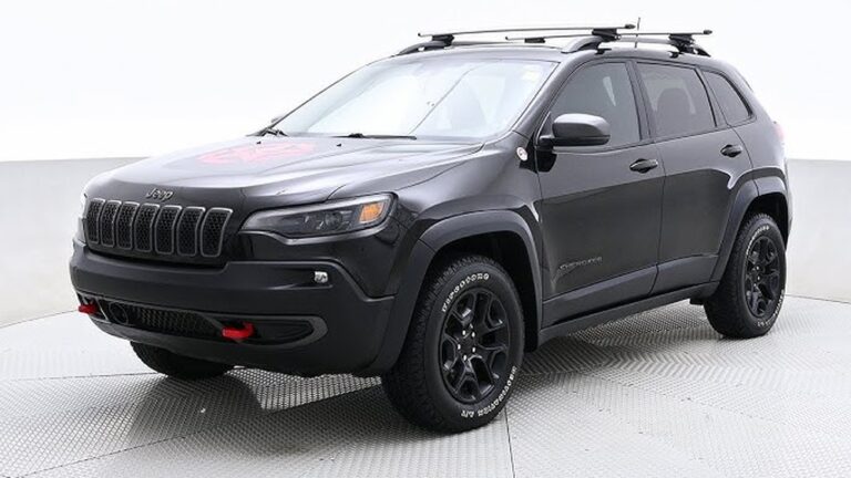 How Fast Is A Jeep Cherokee Trailhawk? Performance Breakdown