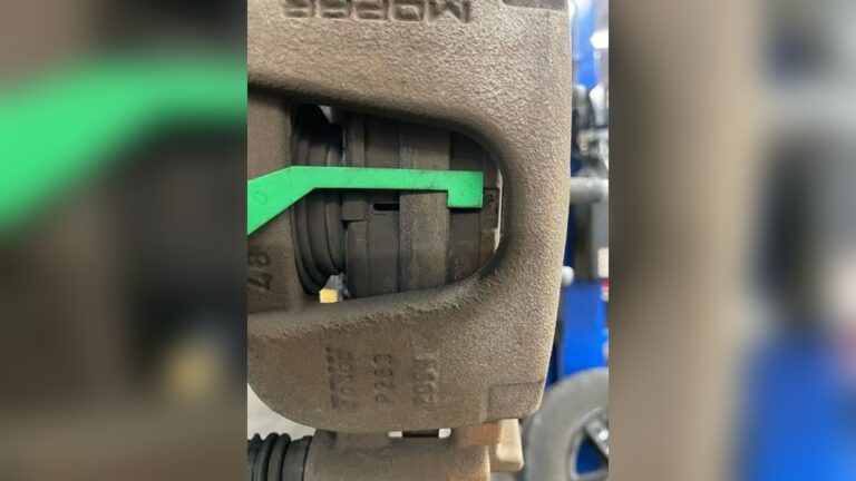 How Long Do Jeep Brake Pads Last? Ultimate Guide 2024