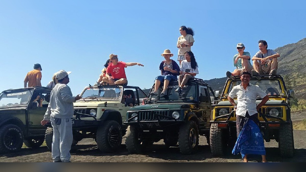How Much To Tip Jeep Tour Guide
