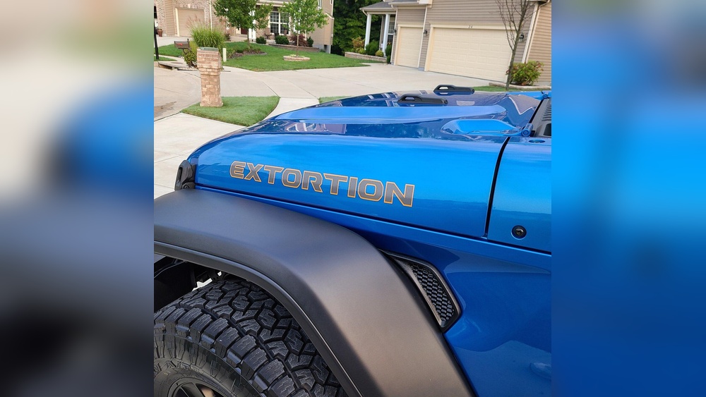 How To Remove Jeep Hood Decal Easily Without Damaging Paint