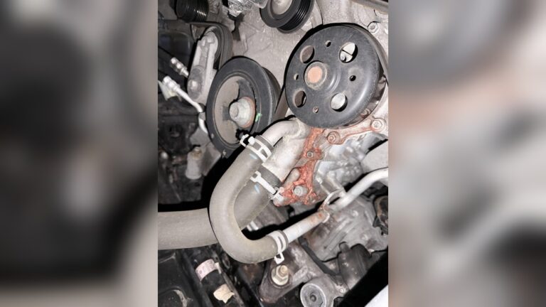 Jeep Grand Cherokee Coolant Leak Front Engine: Quick Fix Guide