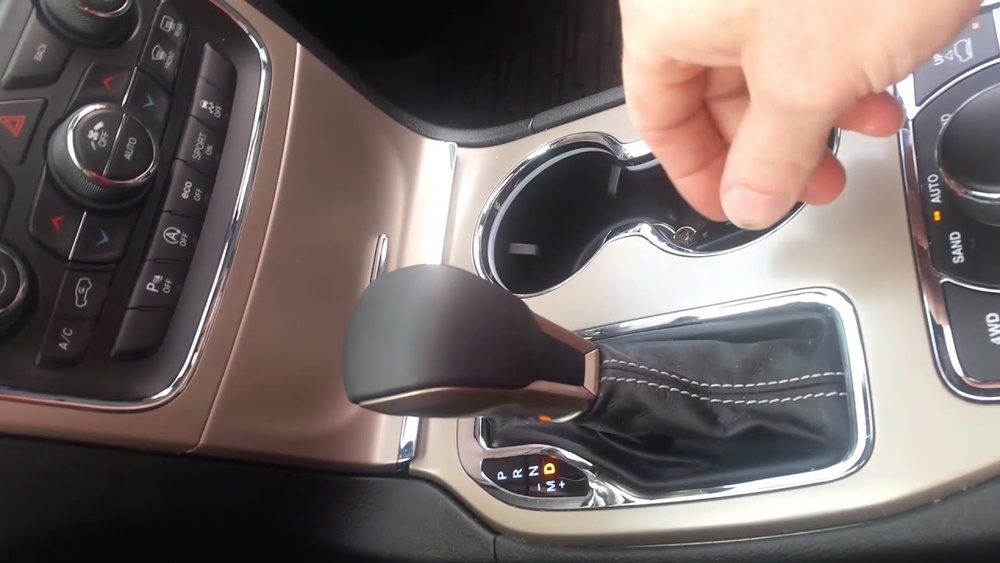 Jeep Grand Cherokee Transmission Problems 2017: What to Know