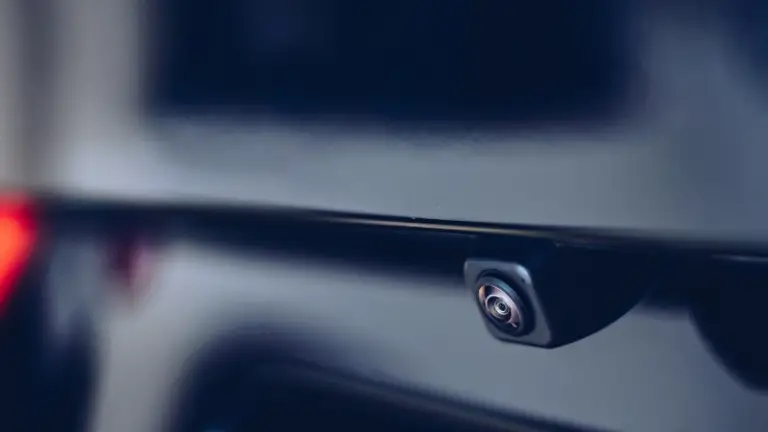 What Is Parkview Backup Camera Delay? Grid Lines Disappear?