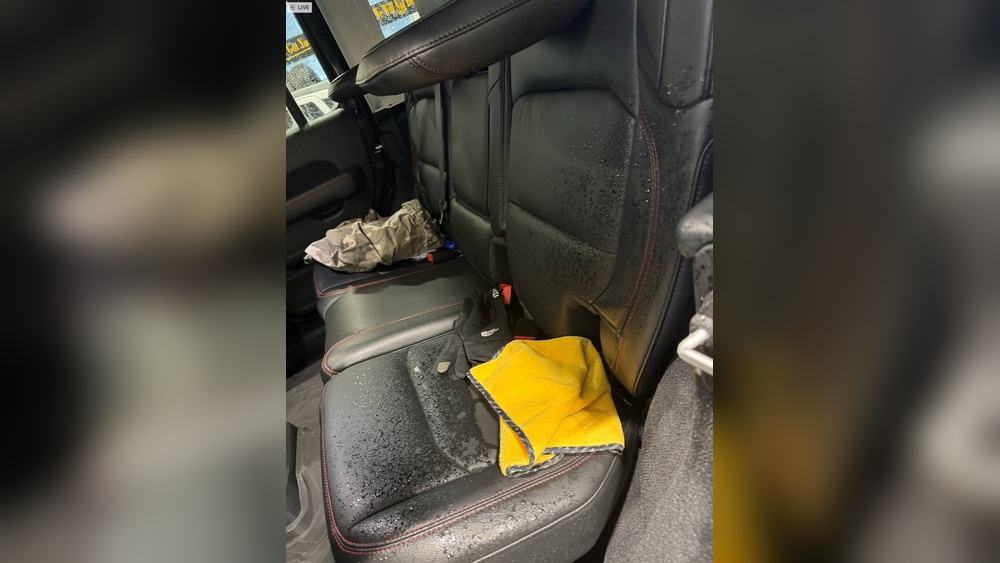 Jeep Sky One Touch Leaking Fix: Stop Water Fast