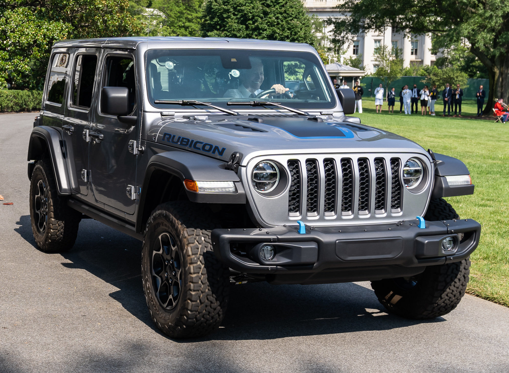 How Much Is A Jeep Wrangler 2022? Price & Features Guide