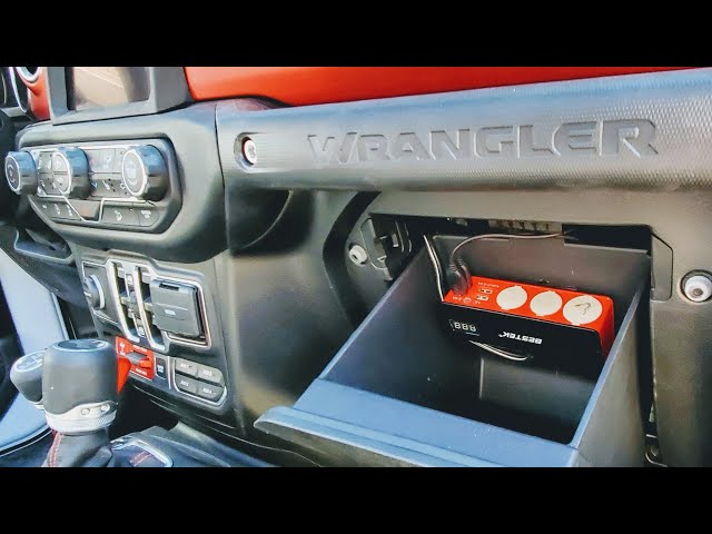 Jeep Wrangler USB Port Center Console Problems: Quick Fixes