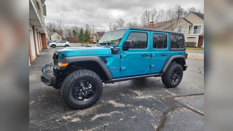 What Color Is Bikini For Jeep