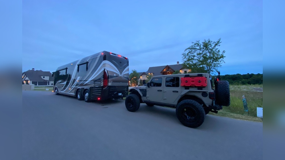 Which Jeep Cherokee Models Can Be Flat Towed: Complete Guide